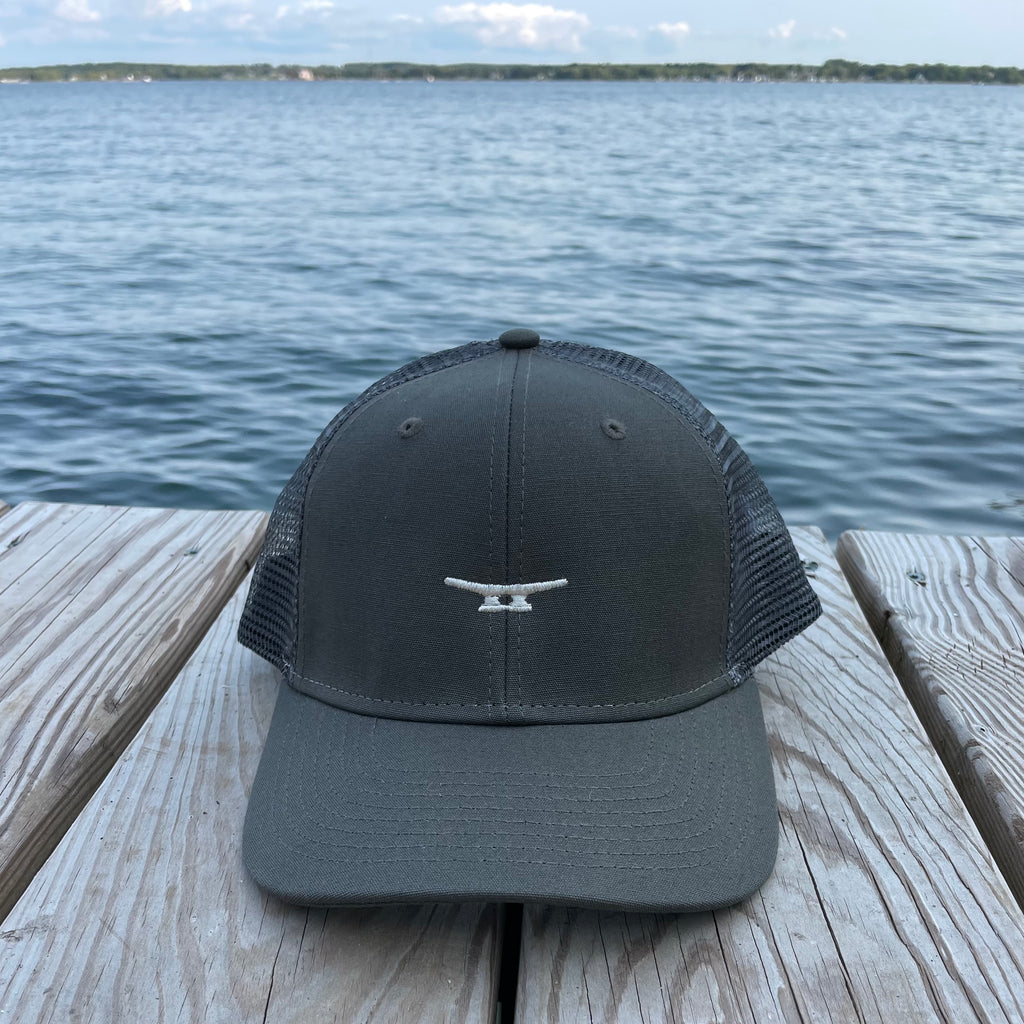 Cleat Mesh Back Trucker Hat – The Golden Cleat